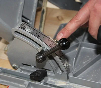 Vordach selber bauen » Anleitung Holz-Vordach selbst bauen